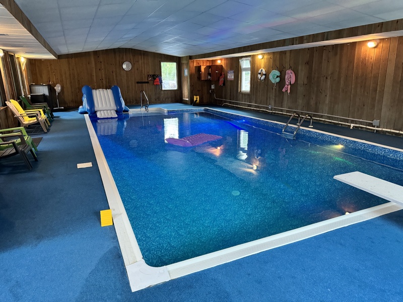 Royal Party Pool House | Scheduling and Booking Website
